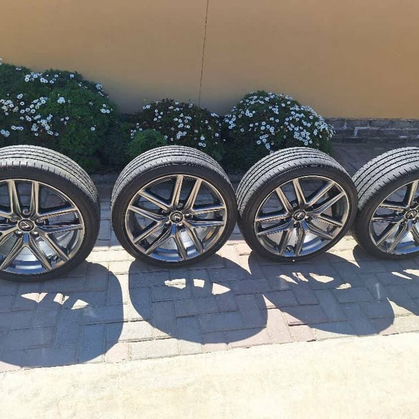 Lexus 350SF Rims & Tyres JuggleBee