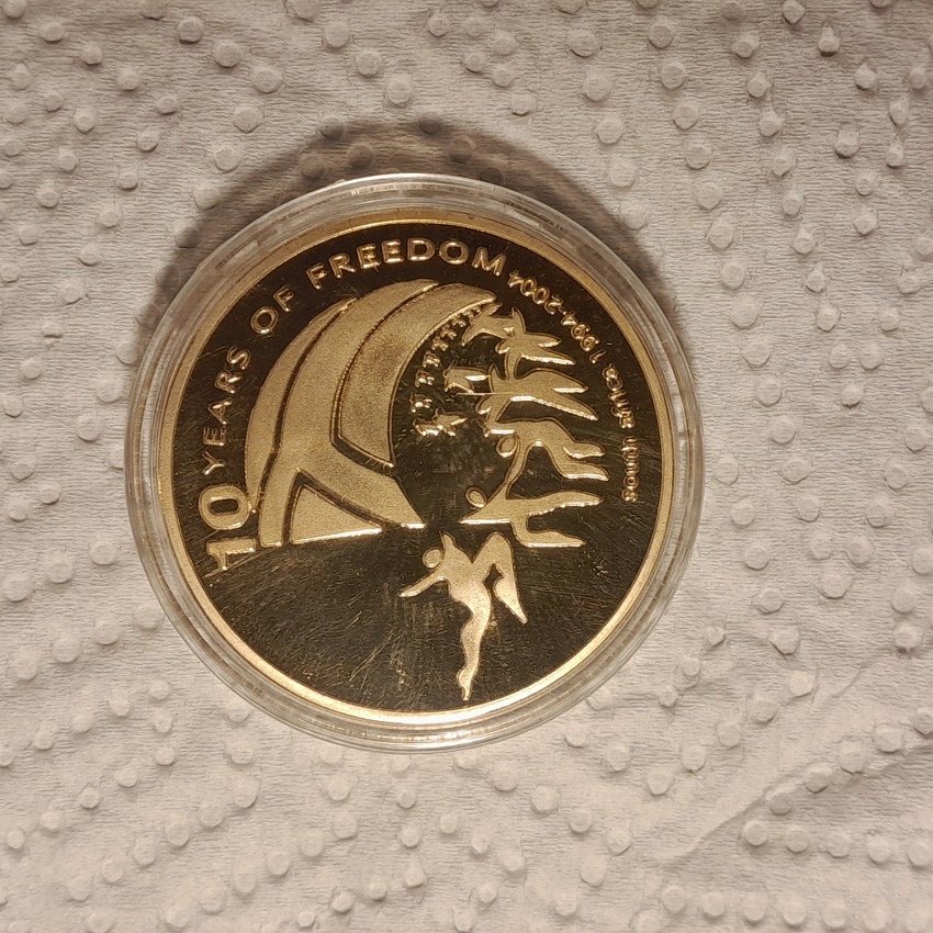 Commemorative Mandela Coin JuggleBee